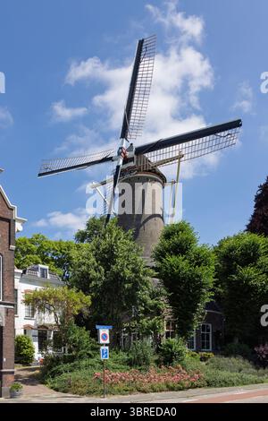 Classic Vintage Windmill Building Stock Photo - Alamy