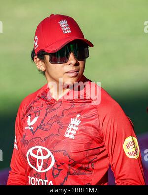 47, Sophia Dunkley of England in action batting during the Second IT20 ...