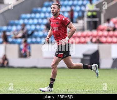 Ryan Brierley #1 of Salford Red Devils passes the ball` Stock Photo - Alamy