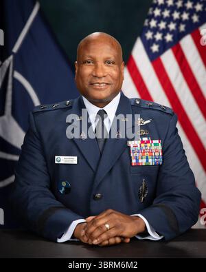 Maj Gen Devin R. Pepper (3 Stock Photo - Alamy