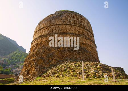 Shingardara Stupa in the Swat Valley of Pakistan Stock Photo - Alamy