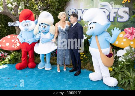 Papa Smurf, Smurfette, Hannah Waddingham, Nick Offerman and Smurf attend the arrivals of ...