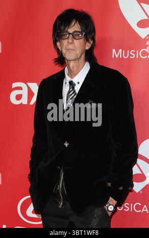 RIC OCASEK (born Richard Theodore Otcasek, March 23, 1944 - September ...