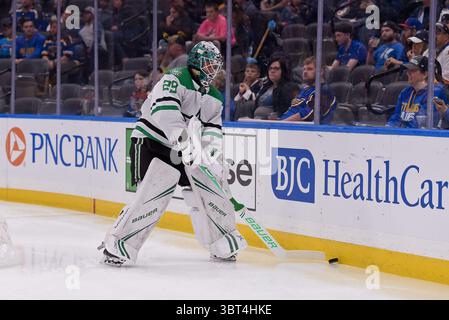 Dallas Stars goaltender Jake Oettinger defends his net against the ...
