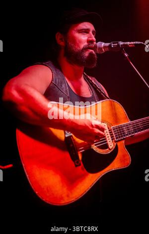 Edinburgh, Scotland. Mon 14 July 2025. Tennessee country singer Hannah ...