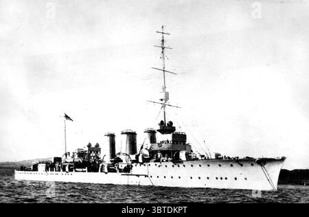 . British light cruiser HMS CAROLINE Stock Photo - Alamy