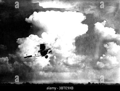 World War One - Aviation A Geman Albatros C.X reconnaissance aircraft ...