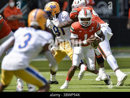 MIAMI GARDENS, FL - OCTOBER 17: Miami (FL) Hurricanes running back ...