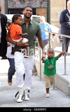 Usher with his children Naviyd and Usher Raymond out and about in ...