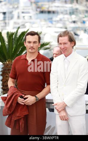 Director Wes Anderson during the photo call for the film The Phoenician ...