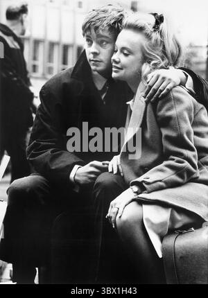 Hayley Mills, Hywel Bennett, on-set of the British Film, "The Family ...