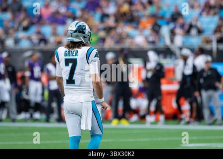 Carolina Panthers quarterback Will Grier warms up prior to an NFL ...