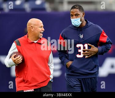 Tampa Bay Buccaneers assistant head coach Harold Goodwin is seen during ...