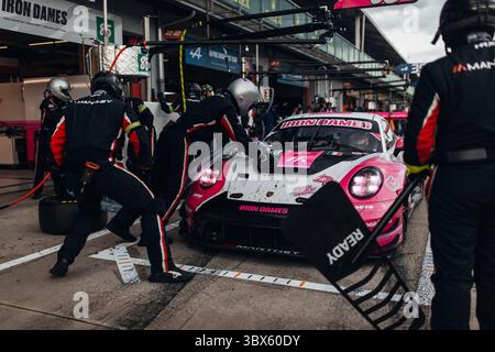 IRON DAMES / Porsche 911 GT3 R LMGT3 / C lia MARTIN (FRA) / Sarah BOVY ...