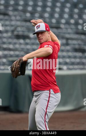 Washington Nationals catcher Riley Adams (15) shakes hands with relief ...