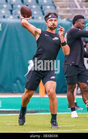 Kansas City Chiefs quarterback Gardner Minshew looks on during an NFL ...