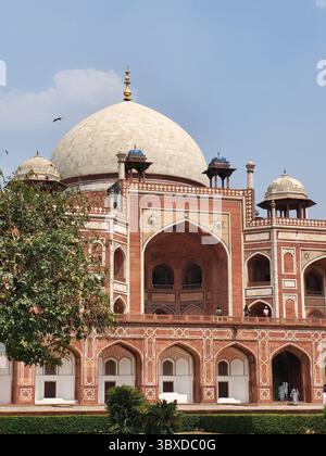 Humayun Tomb red sandstone medieval architecture at Delhi India at ...