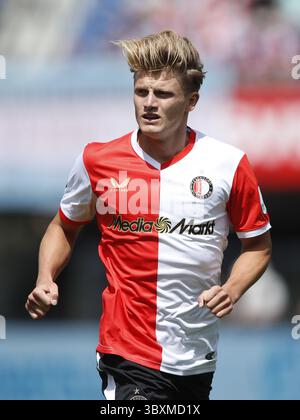 ROTTERDAM - Sem Steijn of Feyenoord in the warm-up during the third ...