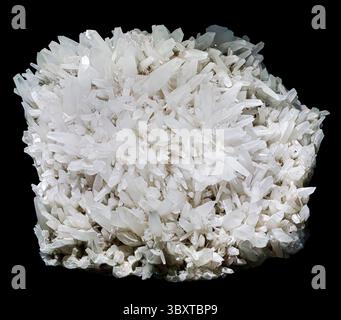 Cluster of quartz mineral crystals close up Stock Photo - Alamy