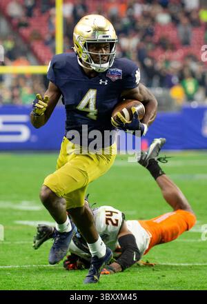 Notre Dame wide receiver Kevin Austin Jr. runs the 40-yard dash at the ...