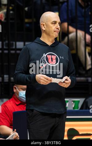 Utah head coach Craig Smith directs his team during an NCAA college ...