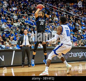Seton Hall forward Alexis Yetna (10) looks to pass against Wagner ...