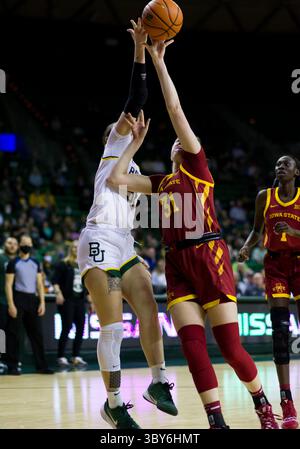 Morgan State Lady Bears center Jael Butler (22) attempts a jumper ...