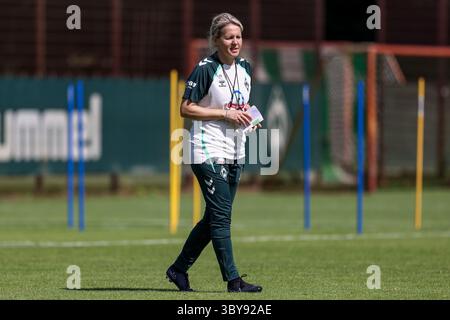 Friederike Kromp (Fritzy Kromp, Trainerin, Cheftrainerin, SV Werder ...