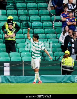 Celtic's Yang Hyun-Jun celebrates scoring with Callum McGregor during ...