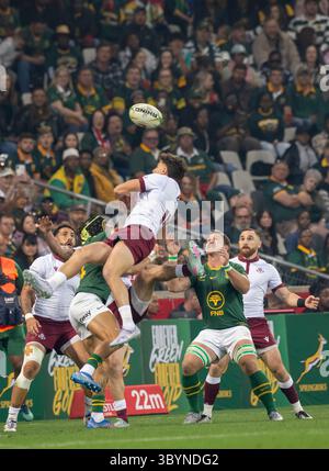 (L to R) Edwill Van Der Merwe of South Africa, Manuel Zuliani of Italy ...