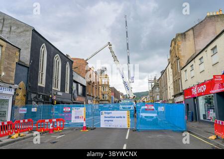 Demolition of a tenement building at the corner of Scott Street and ...