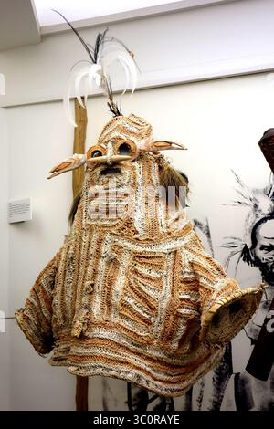 Mask for jipae feast, Asmat Stock Photo - Alamy