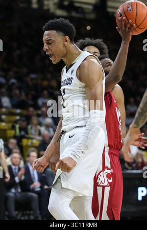 Washington State guard Jervae Robinson (1) in the first half of an NCAA ...