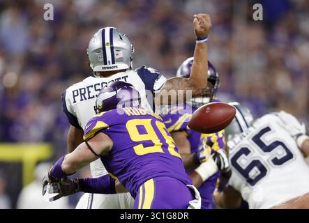 Dallas Cowboys defensive end Everson Griffen (97) walks onto the field ...