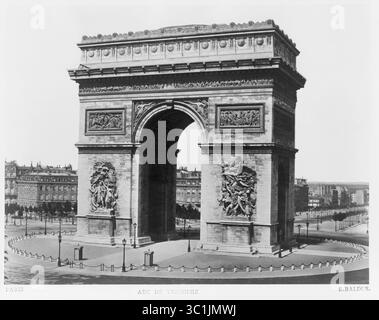 Paris. Arc de Triomphe - E. Baldus Stock Photo - Alamy