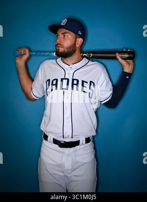 San Diego Padres' Eric Hosmer participates in batting practice before ...