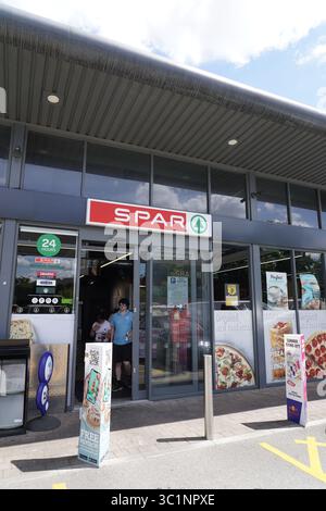 Spar petrol station Corporate logo signs in Wakefield, South Yorkshire ...