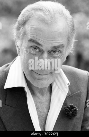 Italian actor Massimo Serato (Giuseppe Segato) hugging Italian actress ...