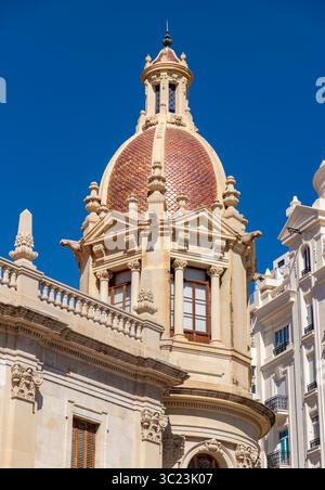 A picture of the Valencia City Hall Stock Photo - Alamy
