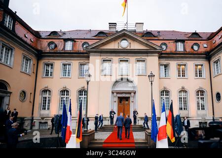 Chancellor Friedrich MERZ (CDU) receives a traditional Bavarian hat as ...
