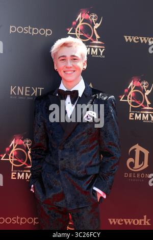 LOS ANGELES - MAY 5: Garren Stitt at the 2019 Daytime Emmy Awards at ...