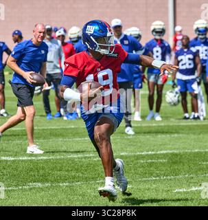New York Giants quarterback Jameis Winston (19) during organized team ...