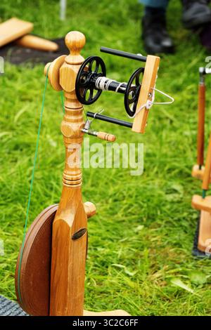 bobbin detail of a traditional wooden spinning wheel Stock Photo - Alamy