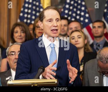 U.S. Senator Ron Wyden (D-OR) speaking to reporters near the Senate ...