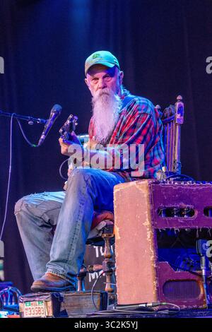 Blues singer Seasick Steve performing live on stage at the Splendour ...
