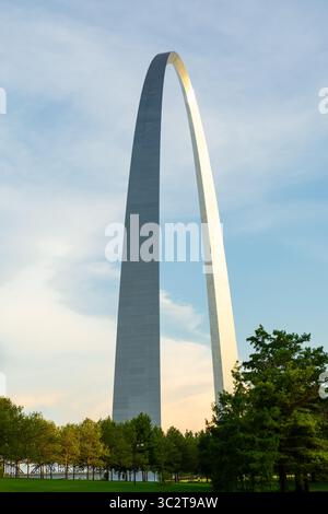 The famous Gateway Arch, formerly known as 'The Jefferson National ...