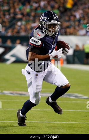 Tennessee Titans wide receiver Kalif Raymond plays against the ...