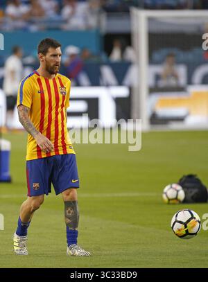 MIAMI GARDENS, FL - JULY 29: Barcelona forward Lionel Messi (10 ...