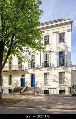 Typical Regency architecture in Imperial Square, Cheltenham ...