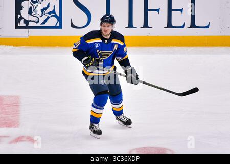 Minnesota Wild right wing Vladimir Tarasenko (91) celebrates at the ...